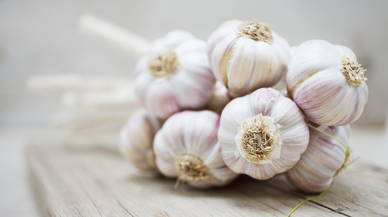 The subtle differences between American garlic and Chinese garlic
