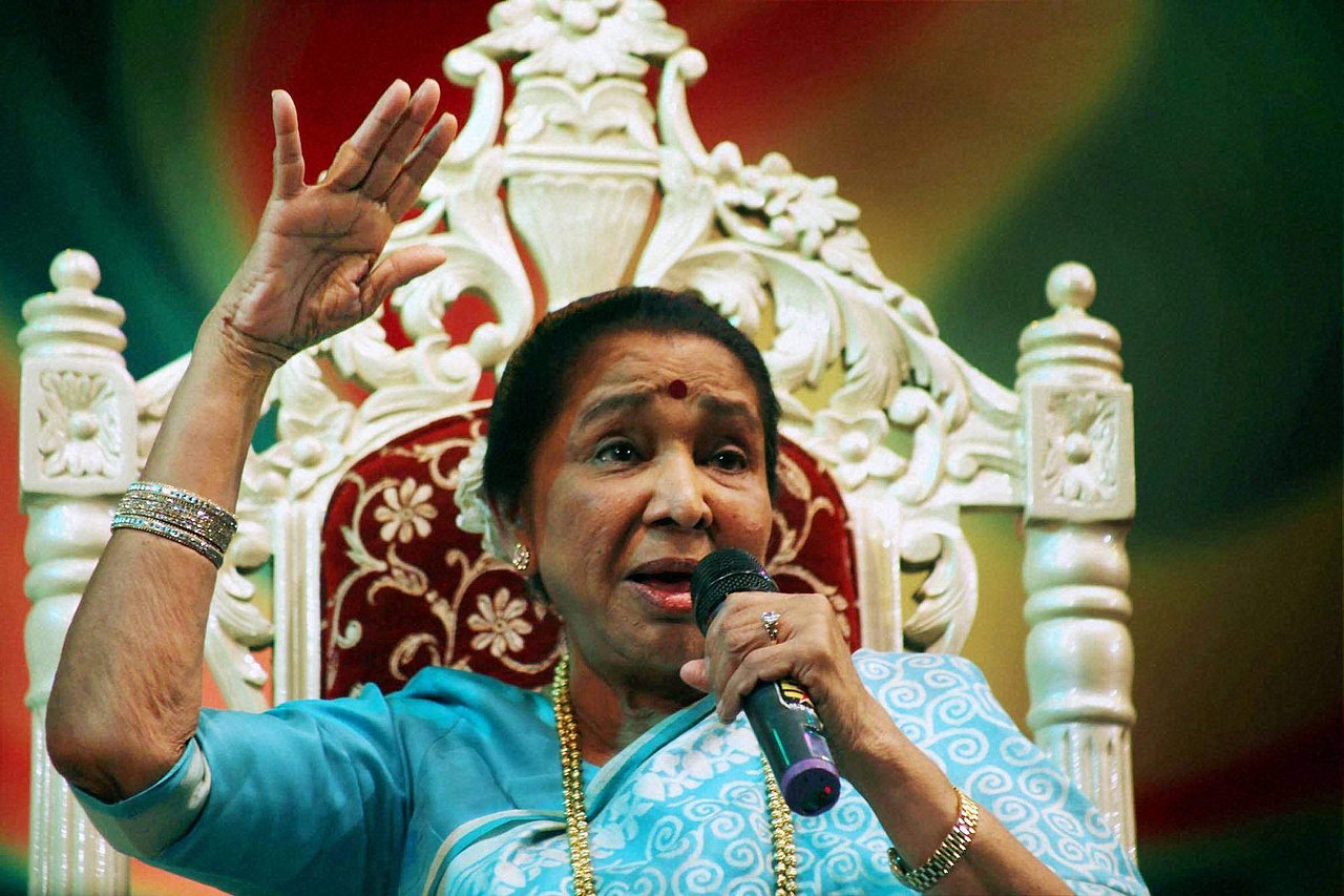 'Empress of melodies': Maharashtra political leaders pay tribute to ...