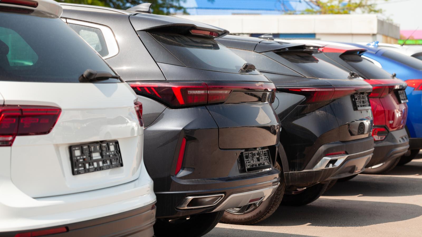 Φόρο στα SUV ετοιμάζεται να βάλει αυτή η χώρα - Ποιος είναι ο λόγος