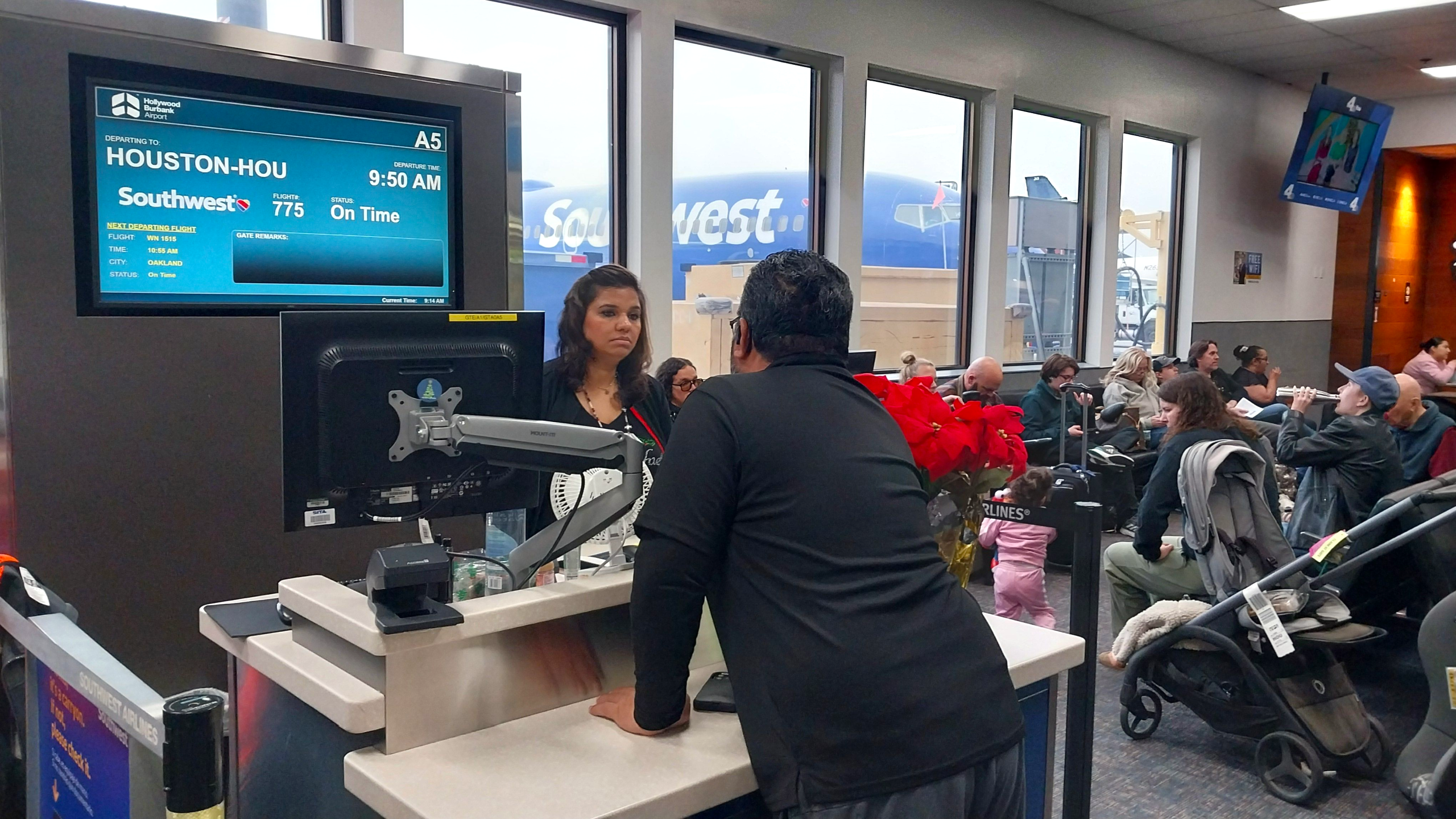Southwest Airlines 'power-tripping' gate agent who called cops on ...