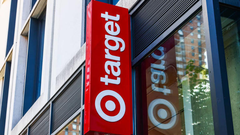Target's $110 vintage wood room divider offers stylish privacy for ...
