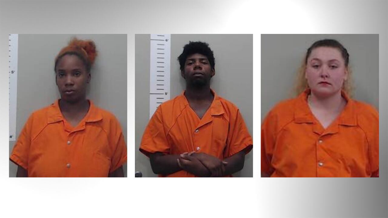 3 arrested after shooting at Clanton business
