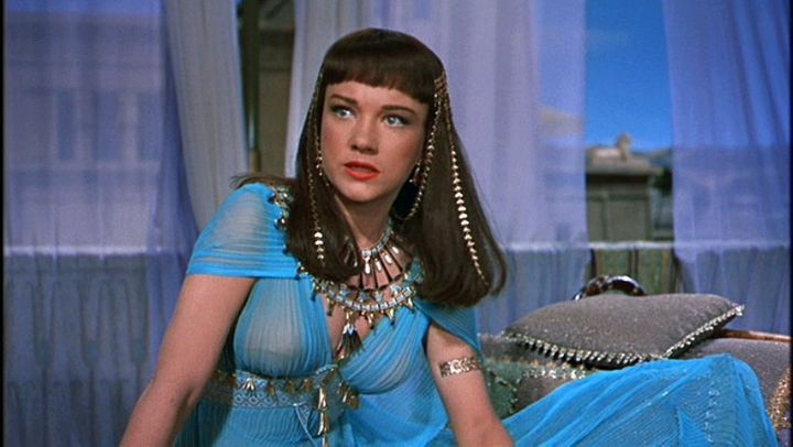 Film mistakes that survived the final edit