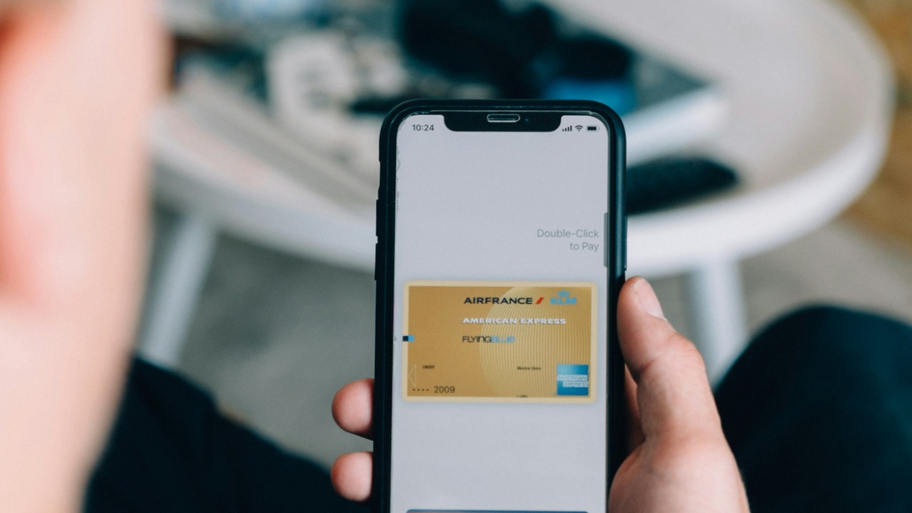 Apple warns iPhone users about Apple Pay fraud alert phone scams