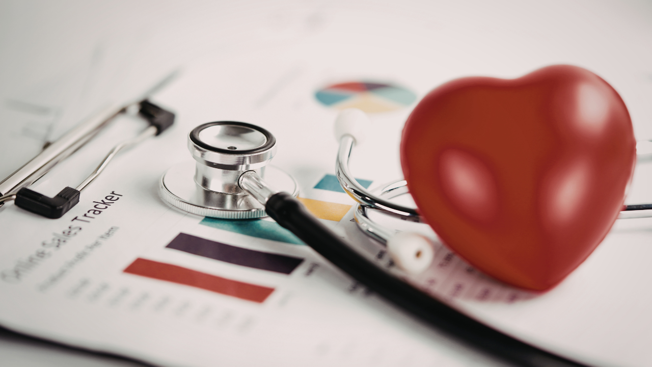 Before your blood tests turn abnormal: 6 silent heart warning signs you ...