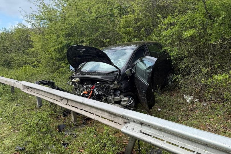 Dramatic images show wrecked car after M1 crash near East Midlands Airport