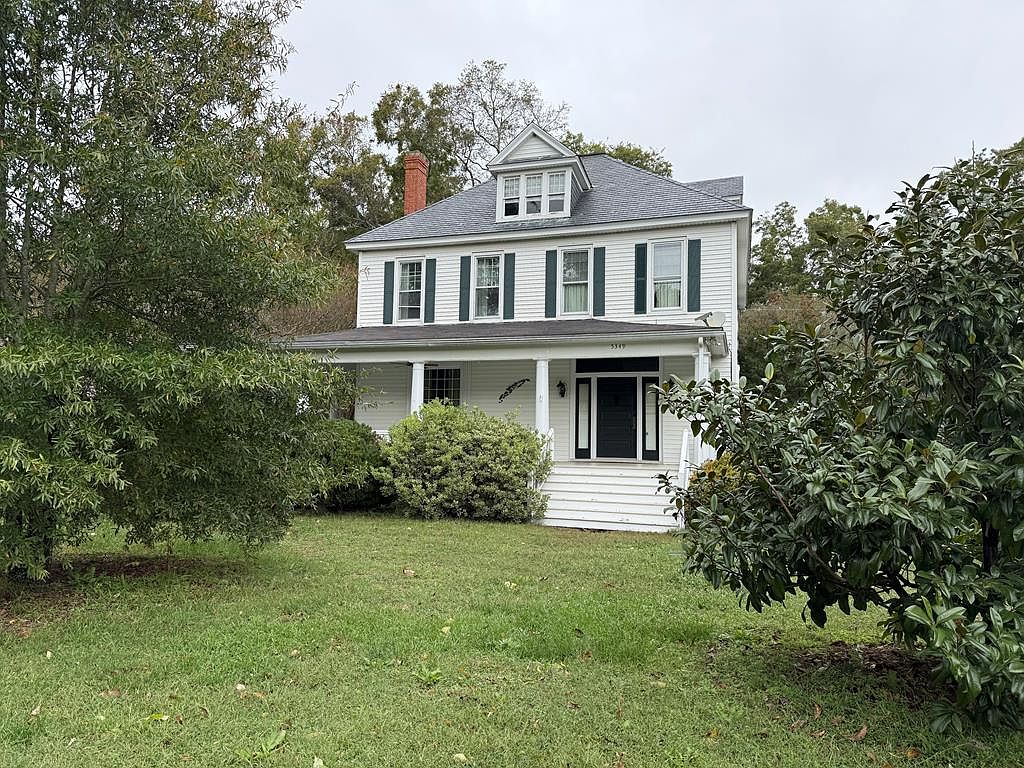Timeless 1914 colonial gem in Cape Charles, Virginia, featuring pocket ...