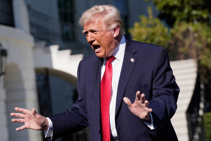 Donald Trump labeled a 'national disgrace' as he insults another female ...