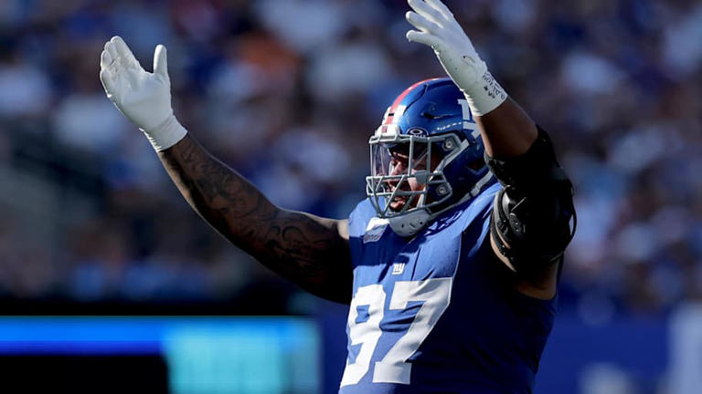 Predicted Bears blockbuster trade would take Chicago's defense to ...