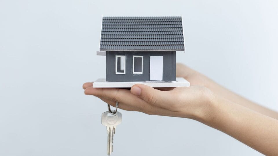 Buying a home? How 800+ credit score will help you get better home loan ...