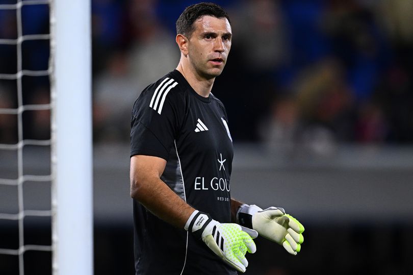 Emi Martinez could leave Aston Villa with one big goal unfulfilled