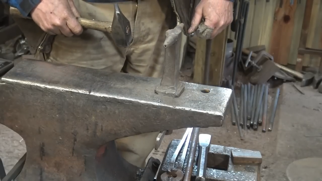 How to get more out of your anvil’s hardy hole