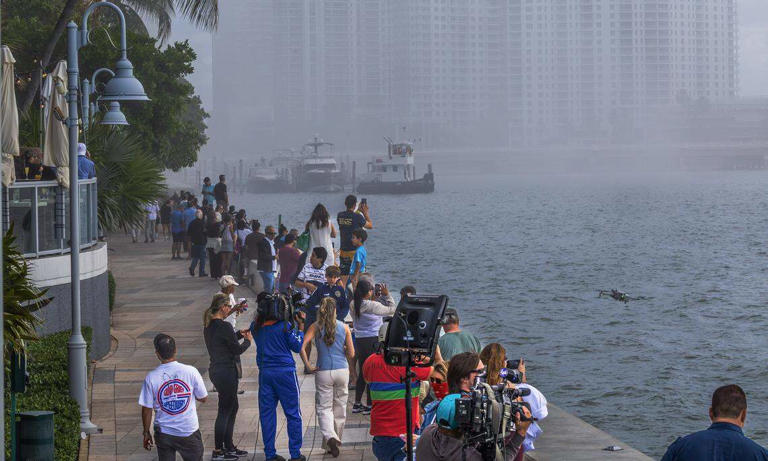 Implosion of Mandarin Oriental on Brickell Key was Miami's biggest ...