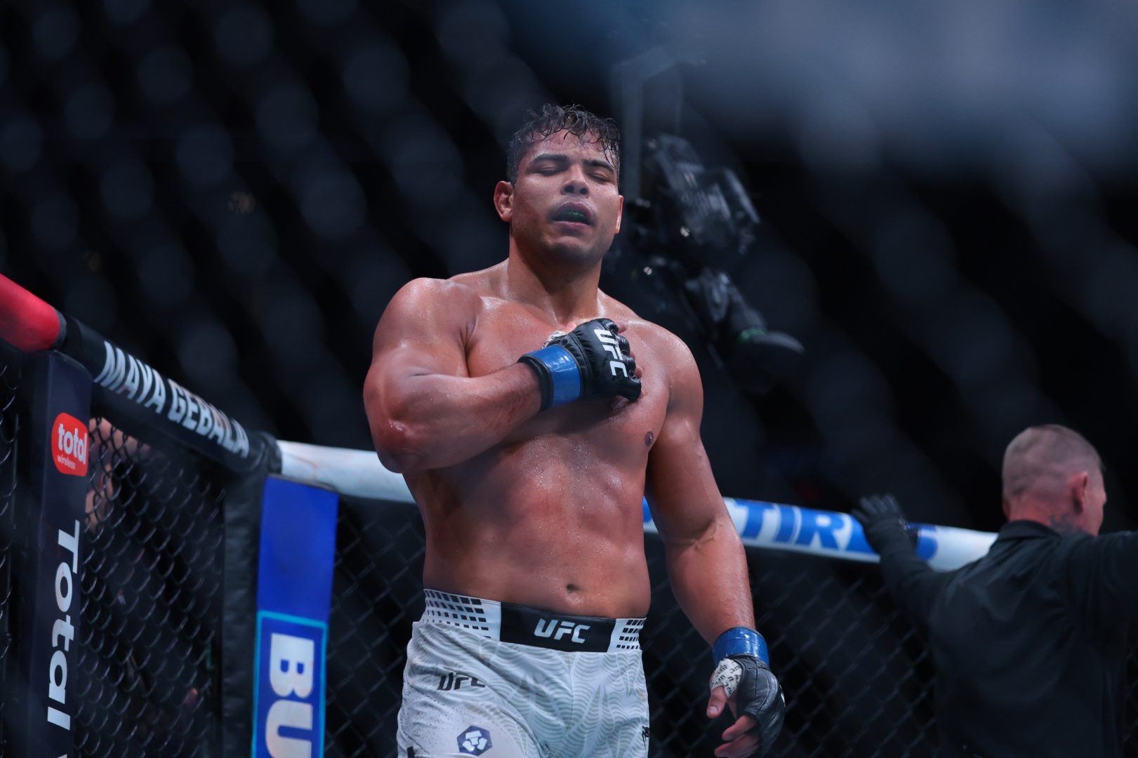 Paulo Costa announces arrival at light heavyweight with TKO win at UFC 327