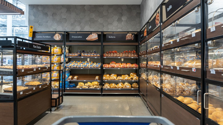 The 9 best bakery items at Walmart, according to reviews