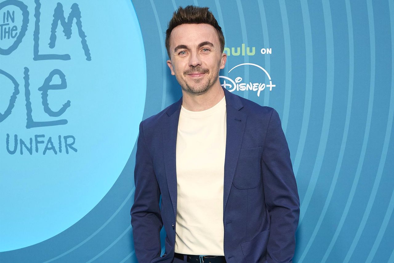 Frankie Muniz crashes 'Malcolm in the Middle'-themed NASCAR truck hours ...