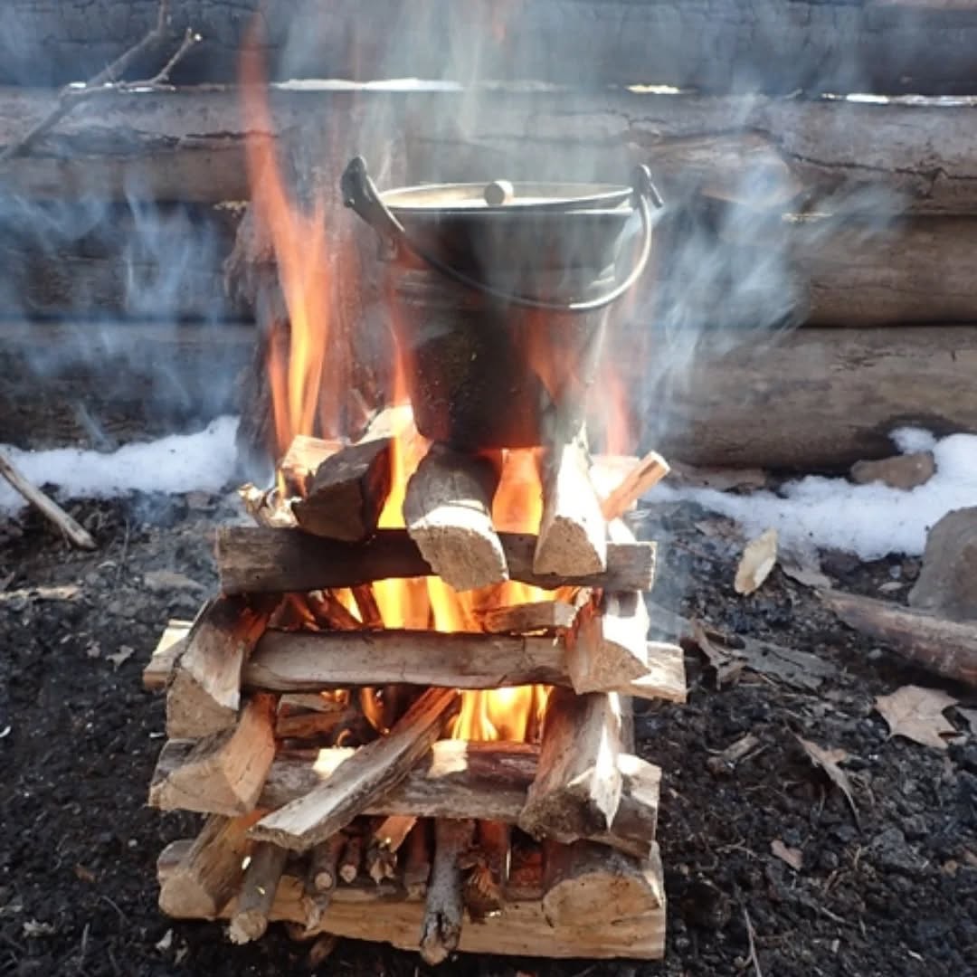 18 campfire setups that burn cleaner and safer