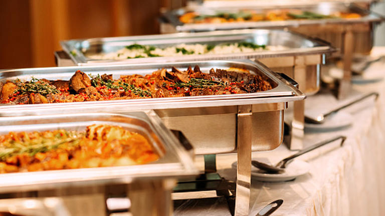 Buffet workers share the most disgusting things they've ever seen ...