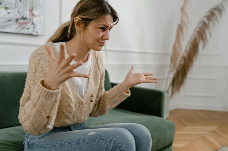 10 phrases people with low emotional intelligence often use
