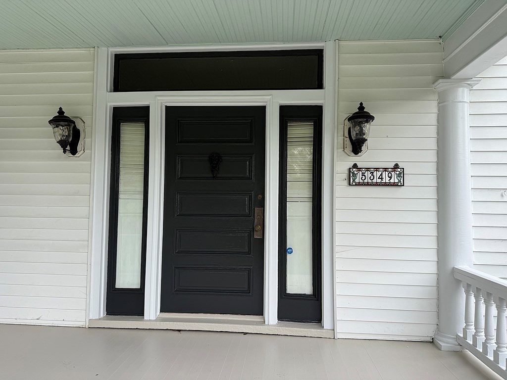 Timeless 1914 colonial gem in Cape Charles, Virginia, featuring pocket ...