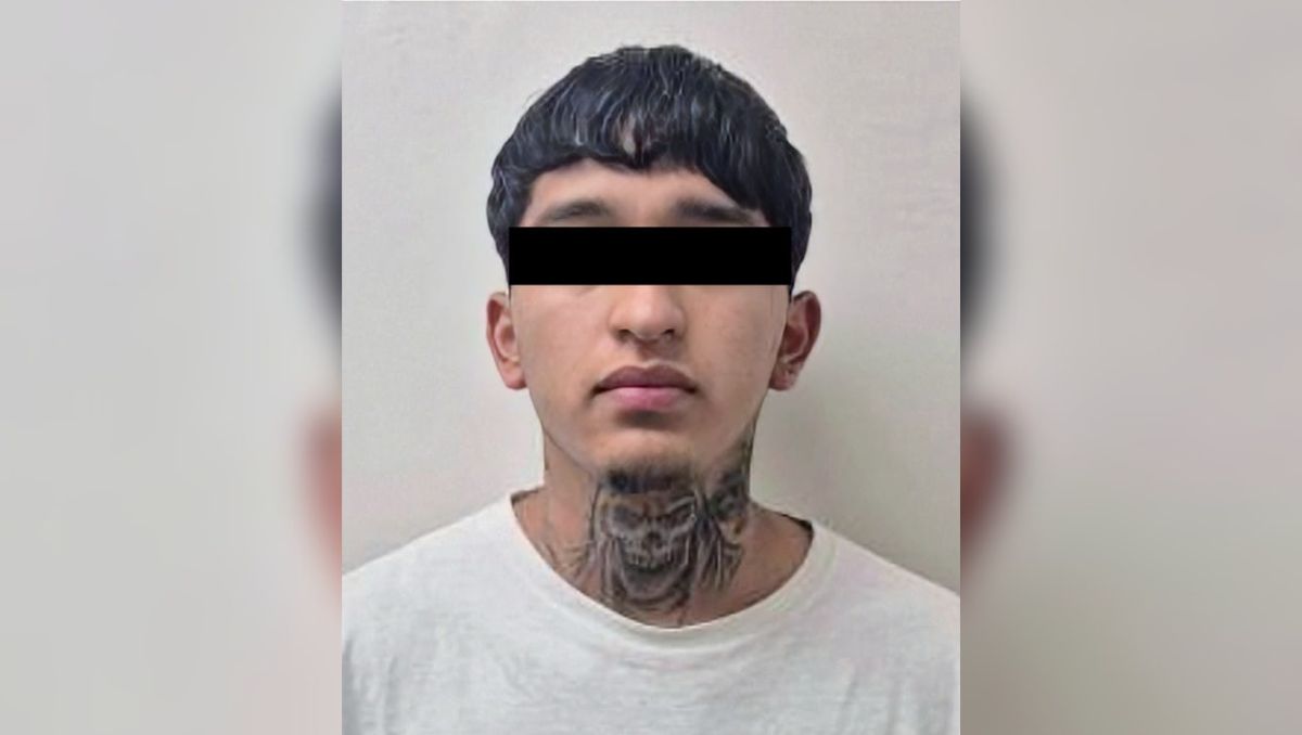 Detienen a joven tras presuntamente asesinar a personas en barbería en ...