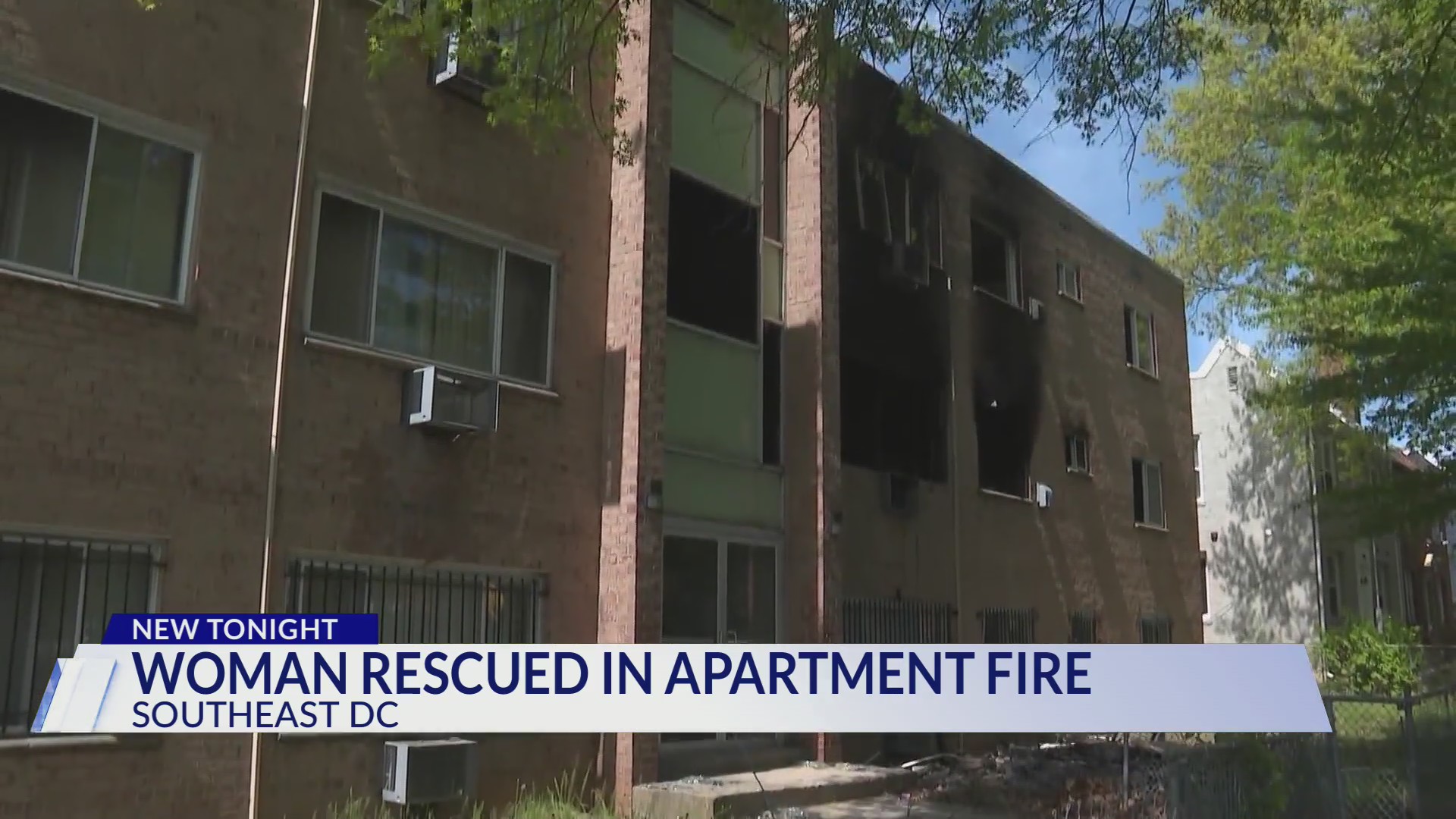 DC firefighters rescue woman from apartment fire in Southeast