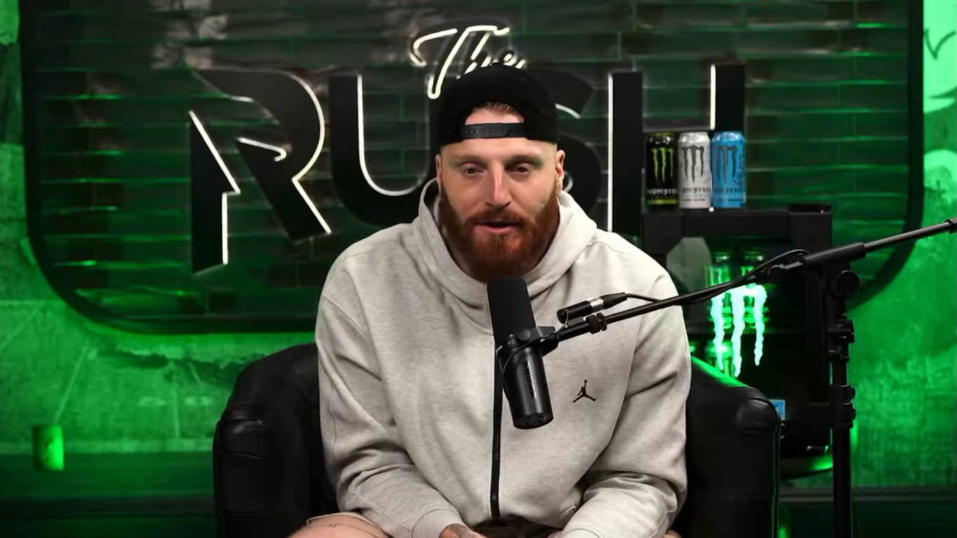 Maxx Crosby opens up on the Las Vegas Raiders' decision to bring in ...