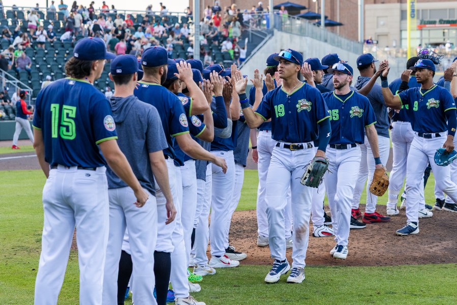 Spartanburgers come back to defeat Drive 6-5 to earn series split