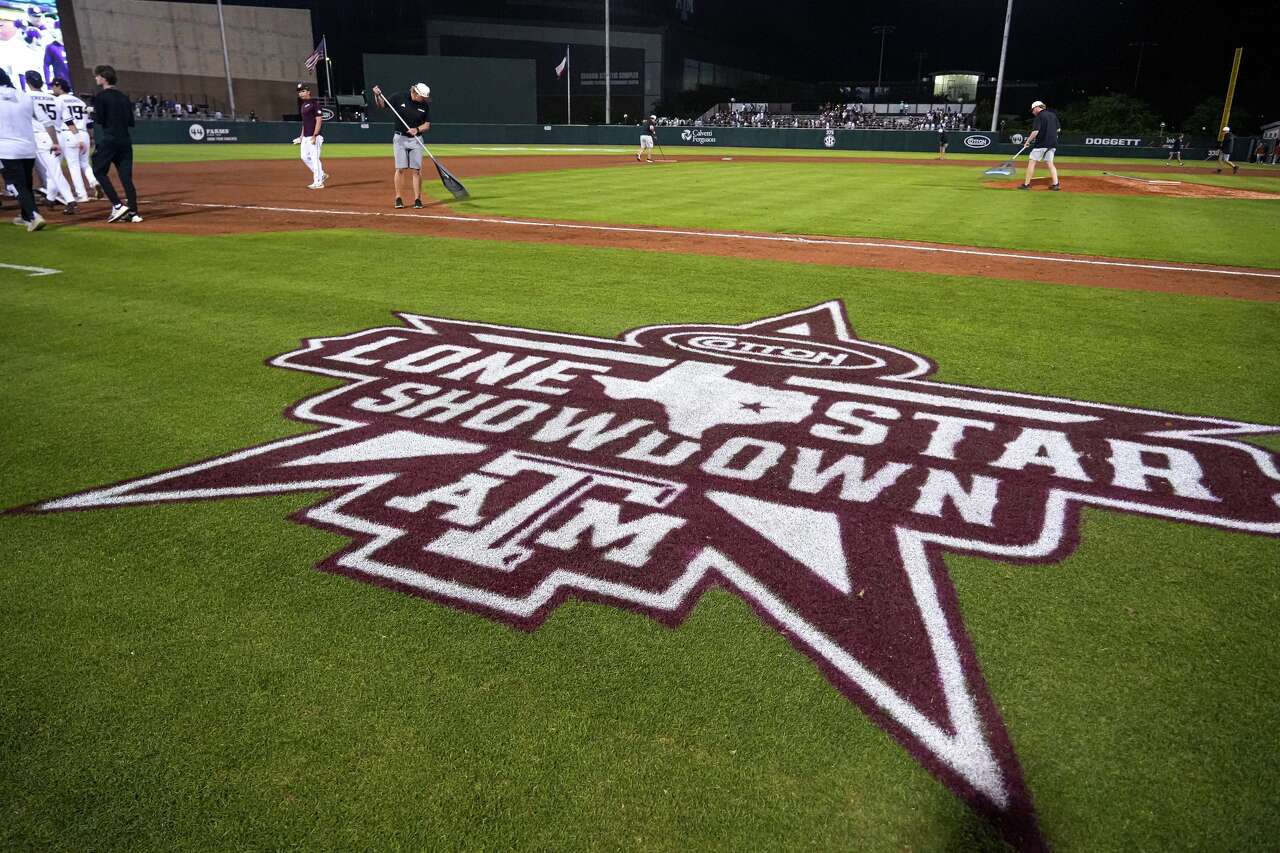 Texas vs. Texas A&M baseball finale canceled after lengthy rain delay