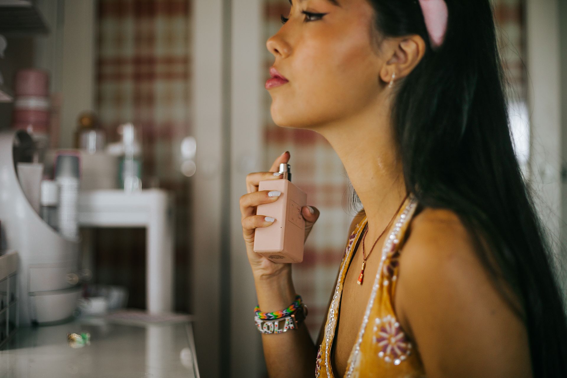 The power of perfume for wellness and self-confidence
