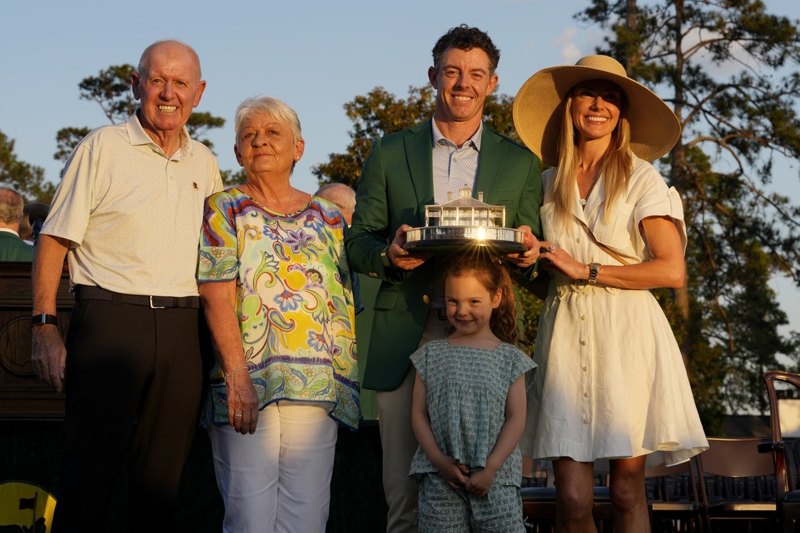 Erica Stoll, wife of back-to-back Masters winner, in photos