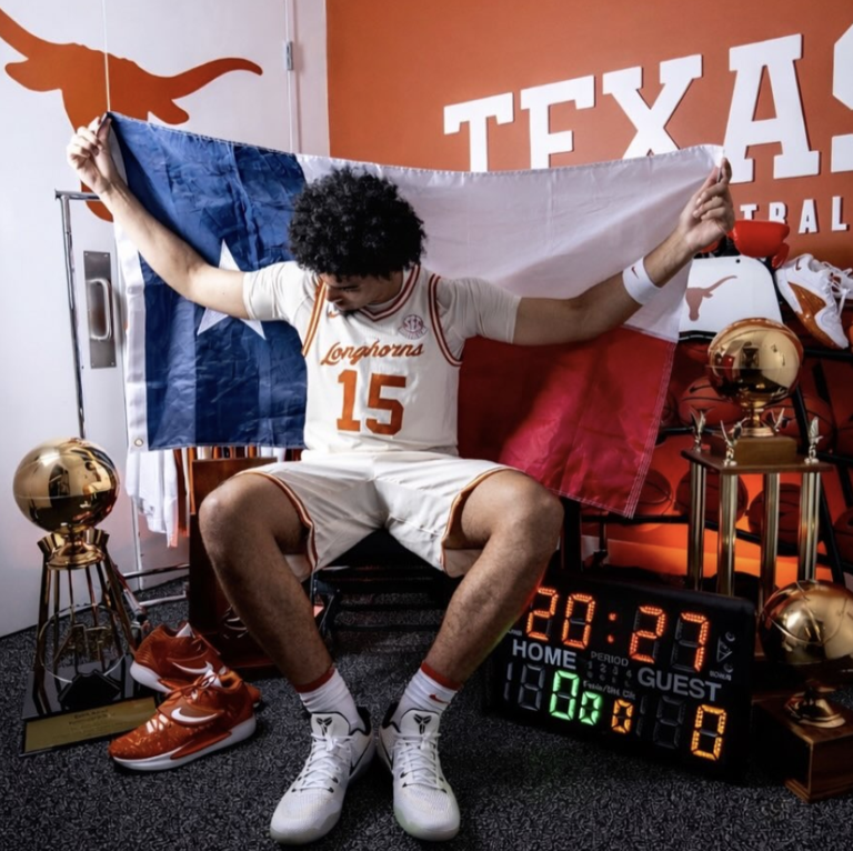 Texas lands big pledge from former TCU F David Punch