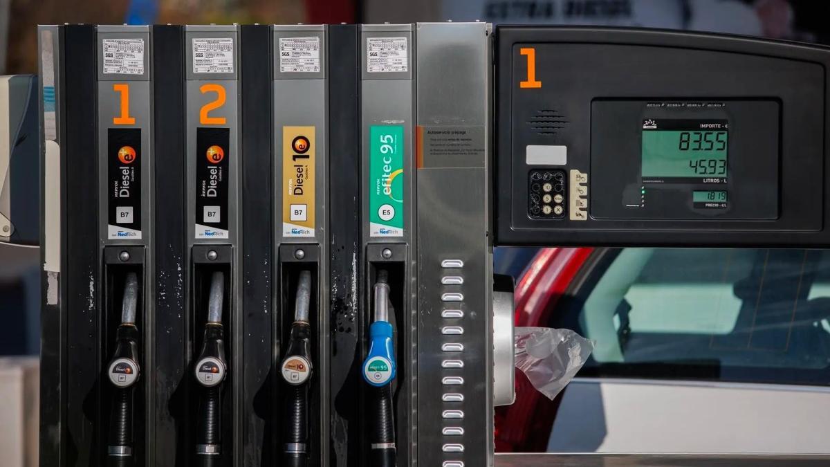 Mezclar gasolina premium y normal en el depósito, el error de muchos ...