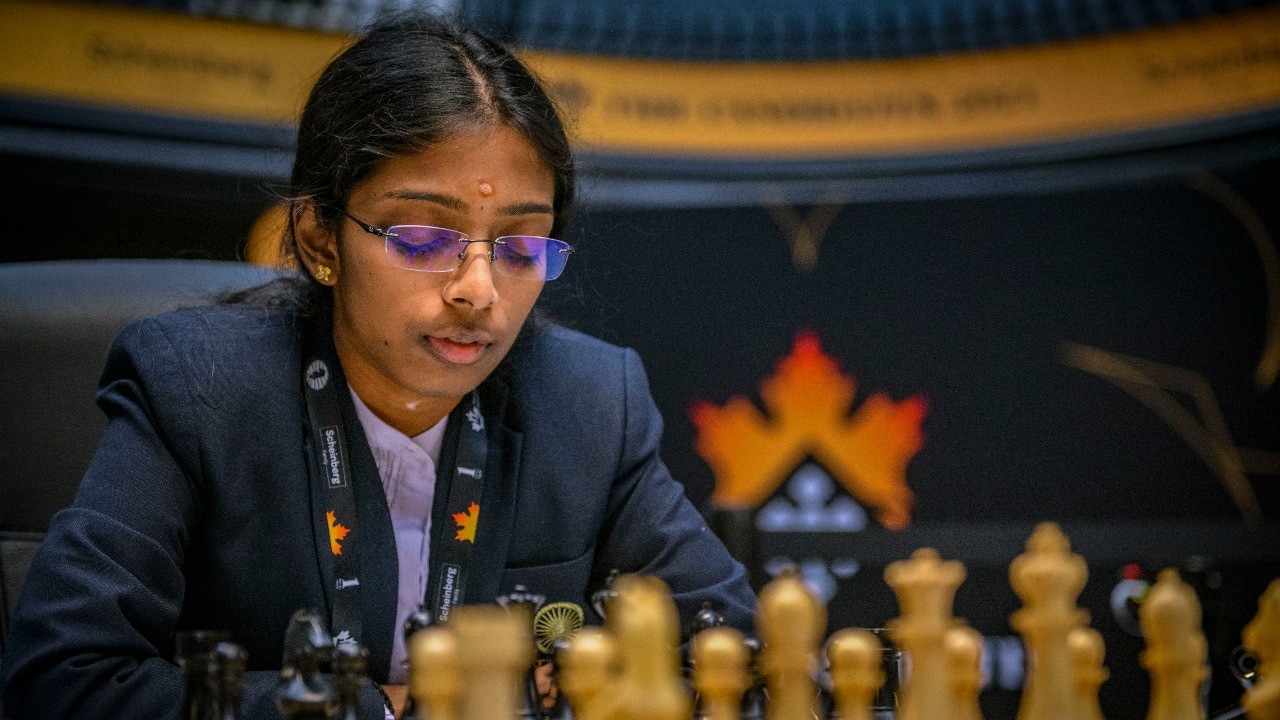 Candidates: Vaishali's slip-up throws title race open, will she hold ...