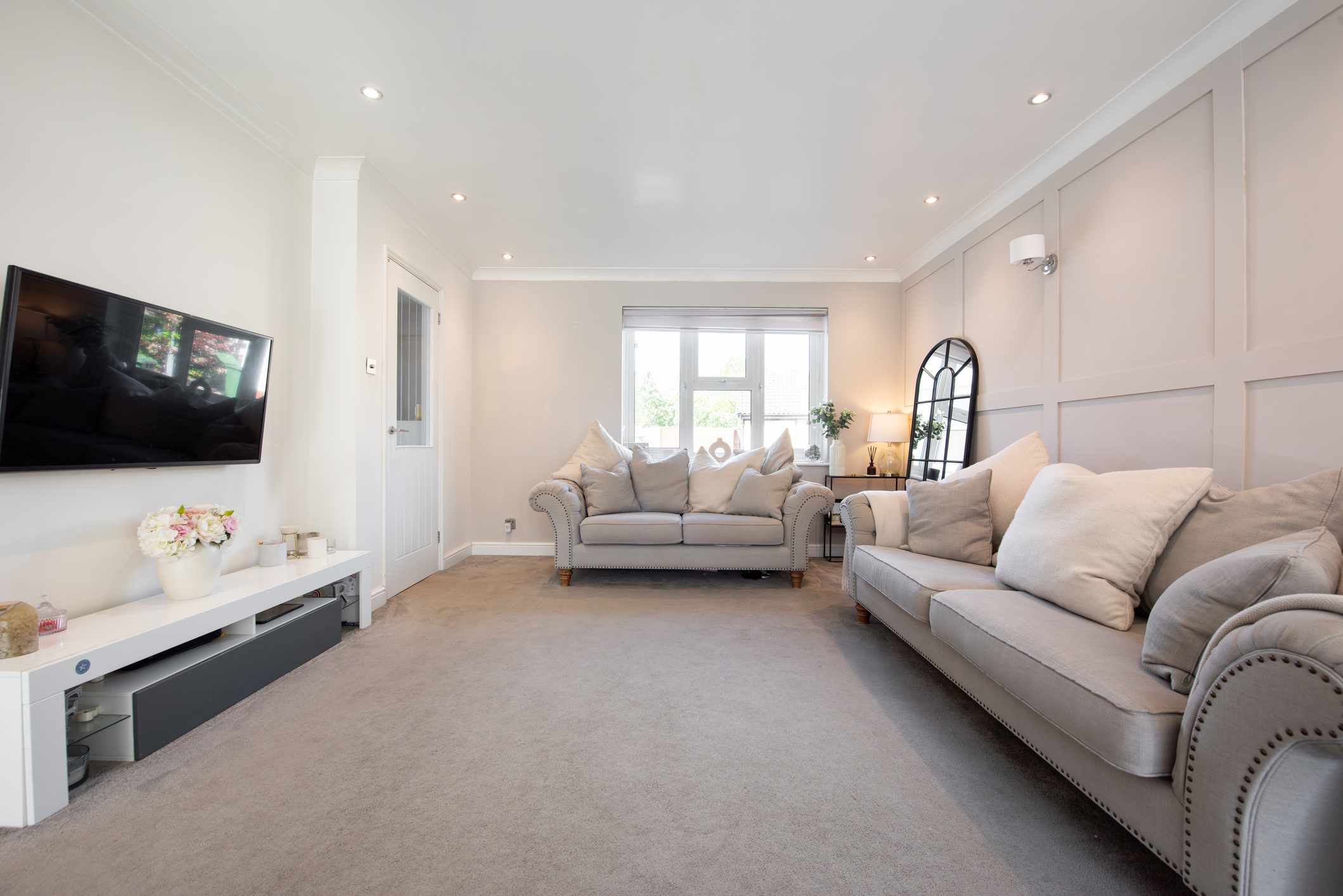 6 living room features that are always eyesores, according to designers
