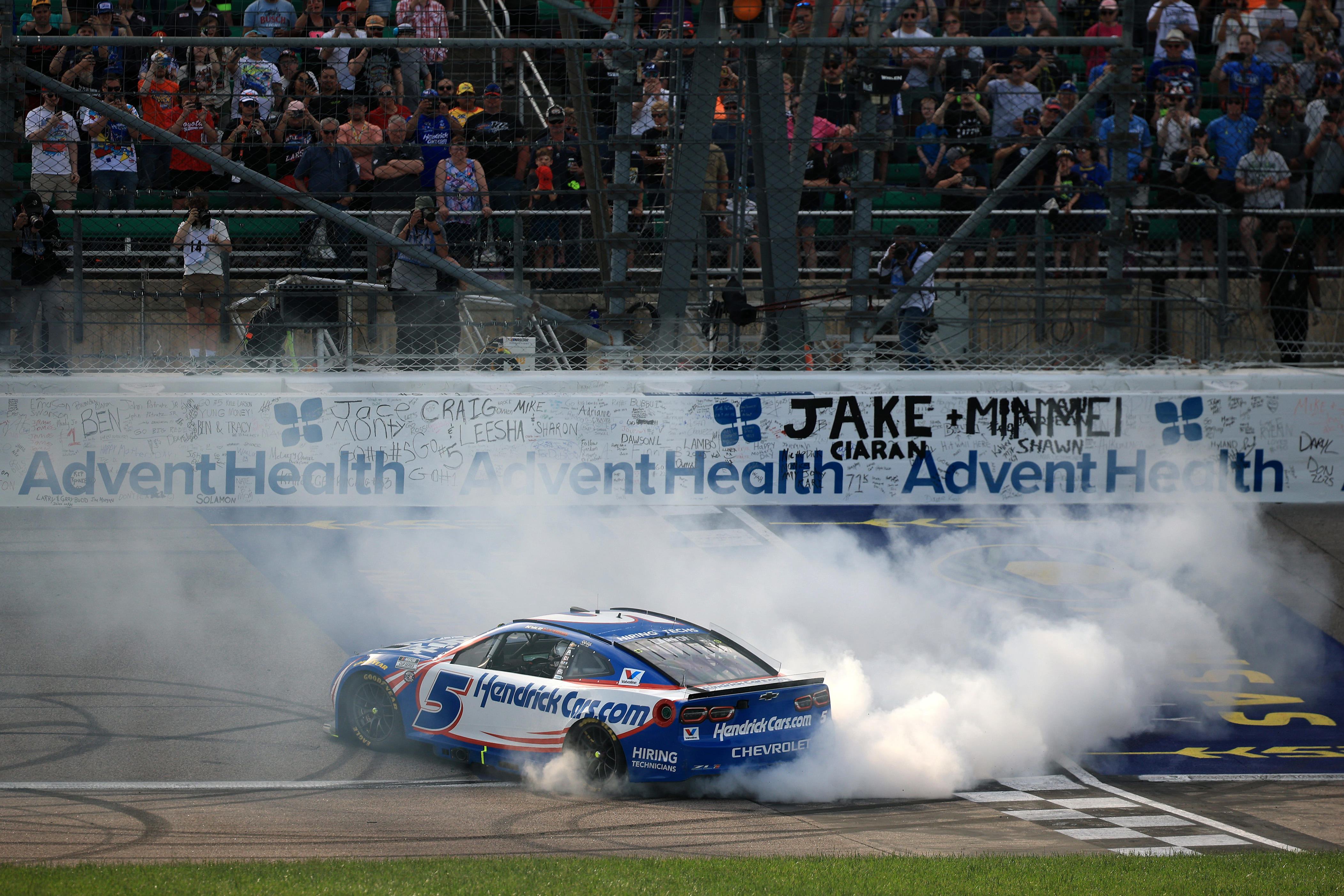 How to watch NASCAR live at Kansas in April 2026, full schedule