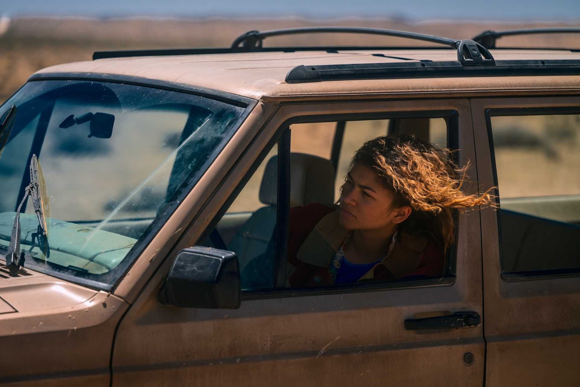 Euphoria season 3: Fans react to premiere episode - and they're confused