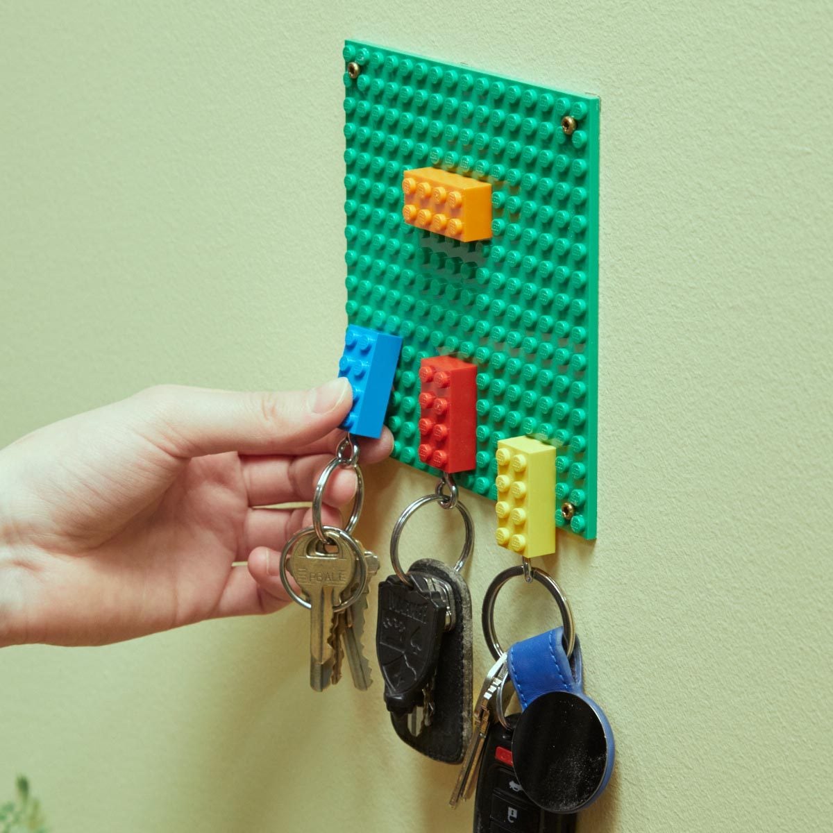 40 easy life hacks for organizing your home