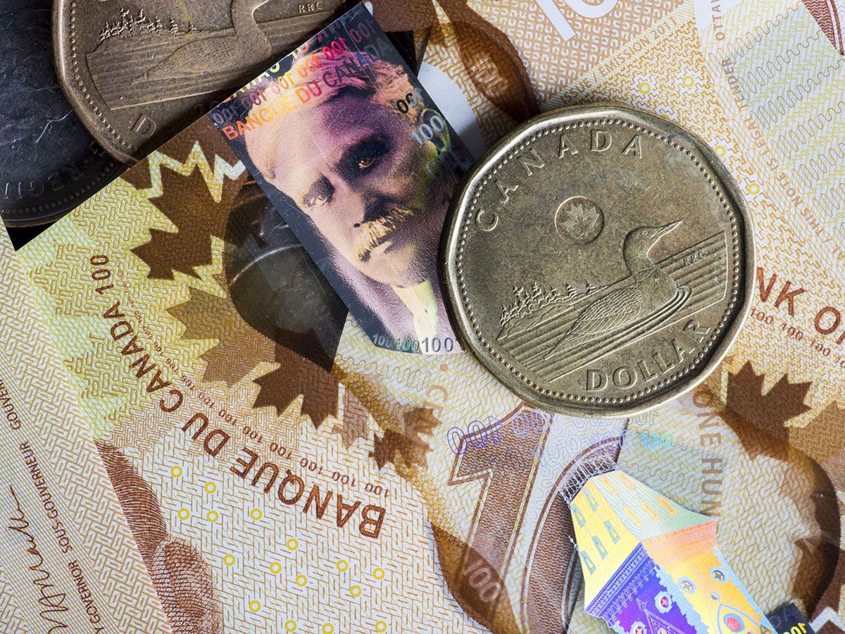 Canadian dollar faces record drop in global reserve share