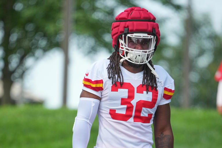 NFL approves a new version of the Guardian Cap for the 2026 season