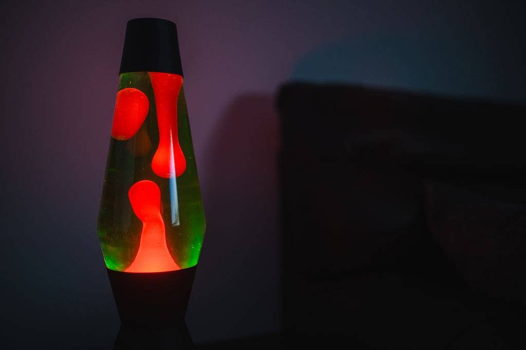 9 common household items owned in the '70s that are now worth a small ...