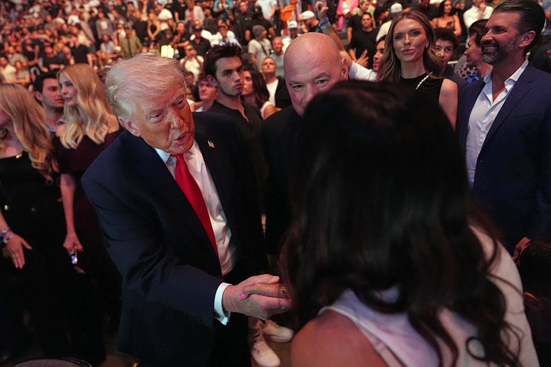 Trump booed during 'pathetic' UFC entrance with empty seats while US is ...