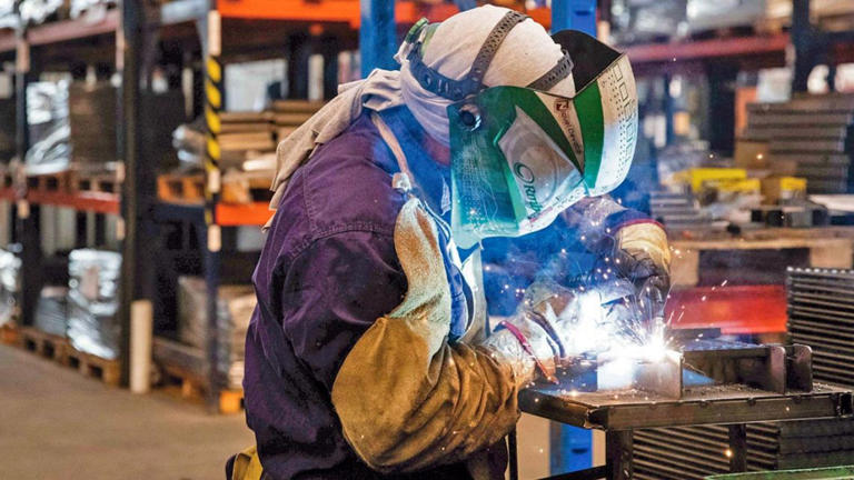 El Gobierno reglamentó el RIMI para impulsar inversiones en PyMEs