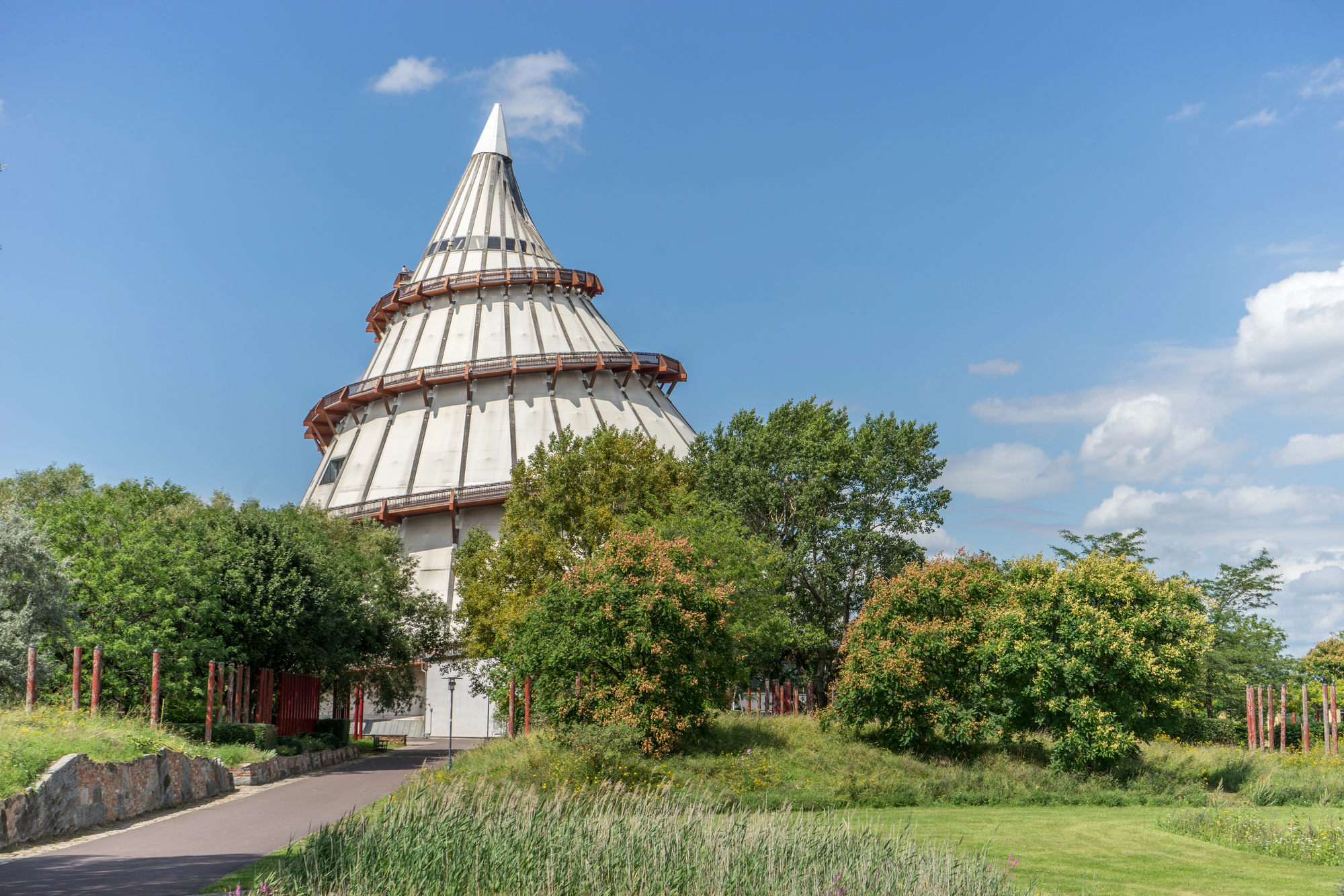 15 worst architectural disasters from around the modern world