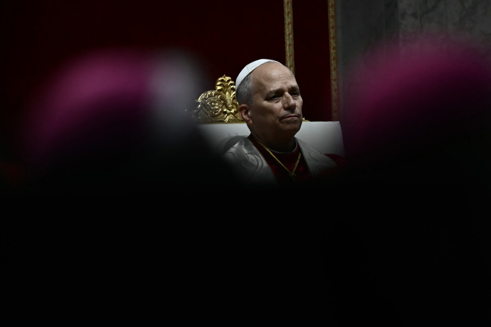 Trump attacks the Pope and presents himself as the true prophet