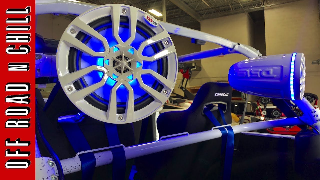 Crazy Jeep waterproof speakers and amp setup