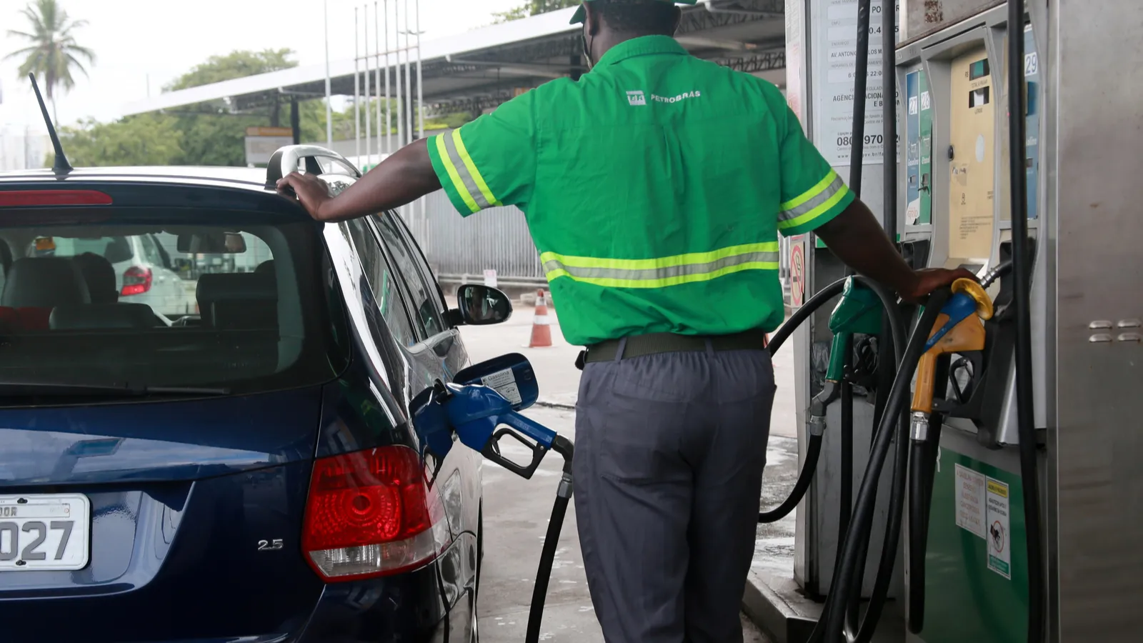 Energy executives caution that gas price challenges are not over yet
