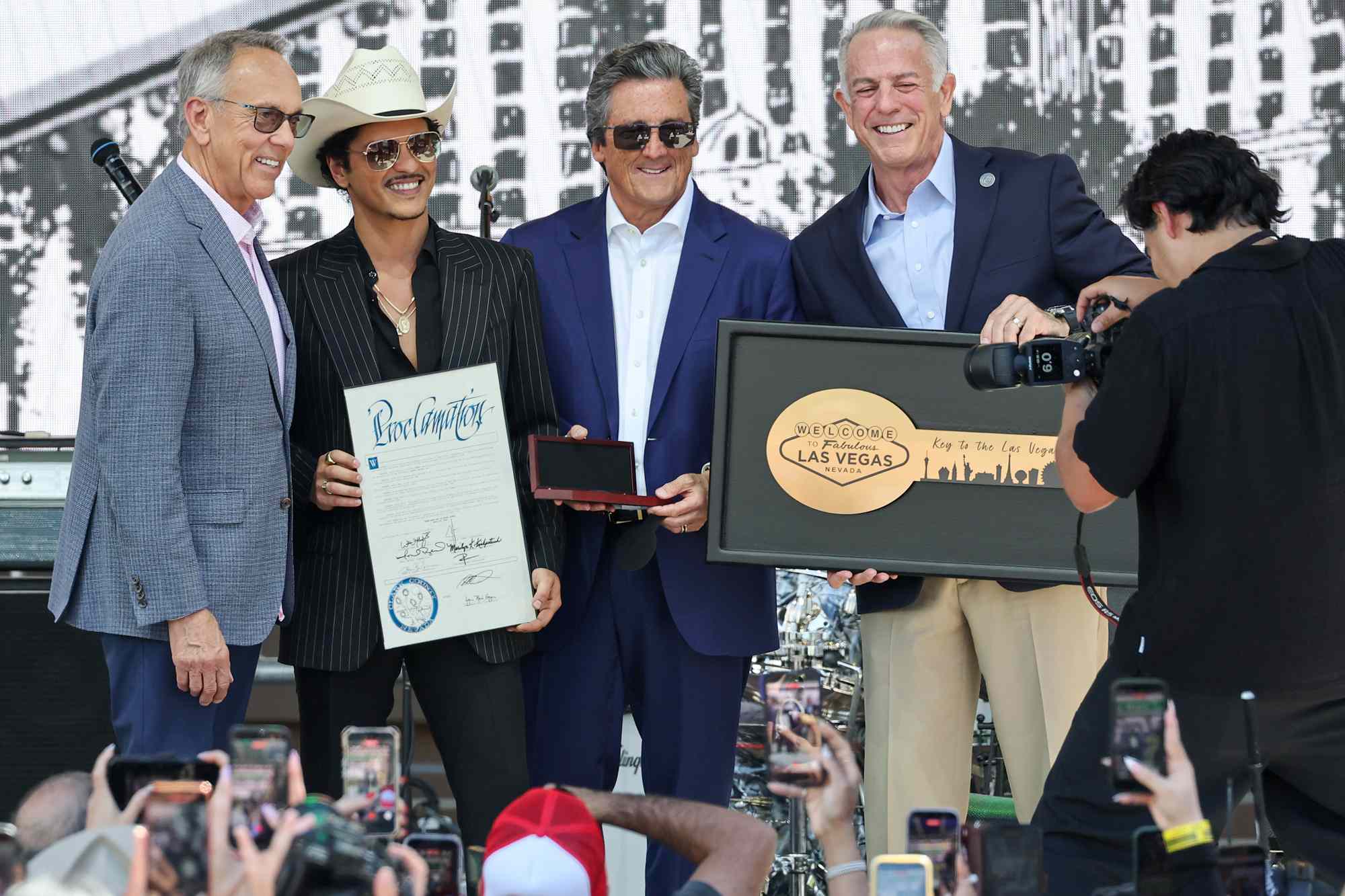 Bruno Mars 'Got My Very Own Street' as he receives key to Las Vegas ...