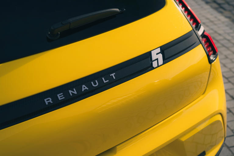 Renault 5 review: Retro electric star goes straight to the top of the class
