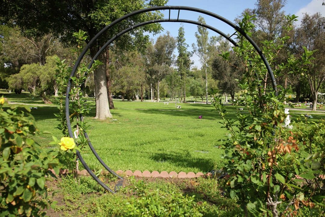 In an LA suburb, a hidden enclave of nearly forgotten Hollywood history